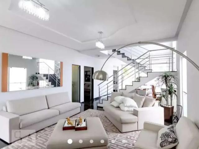 Casa / Sobrado para Venda em Goiânia/GO Loteamento Portal do Sol I 5 Quartos