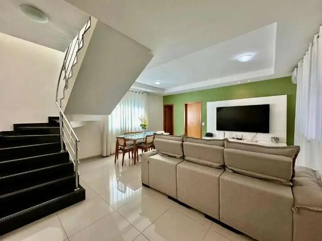 Casa / Sobrado para Venda em Goiânia/GO Moinho dos Ventos 3 Quartos
