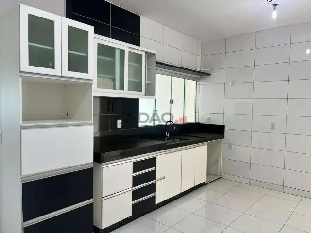 Casa / Sobrado para Venda em Goiânia/GO Moinho dos Ventos 3 Quartos