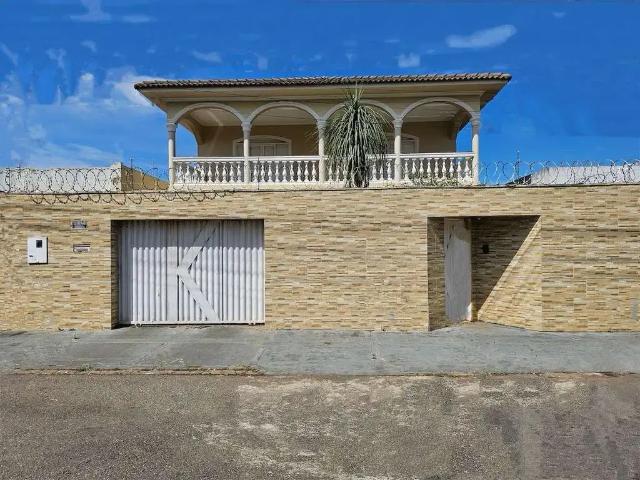 Casa / Sobrado para Venda em Goiânia/GO Setor Coimbra 4 Quartos