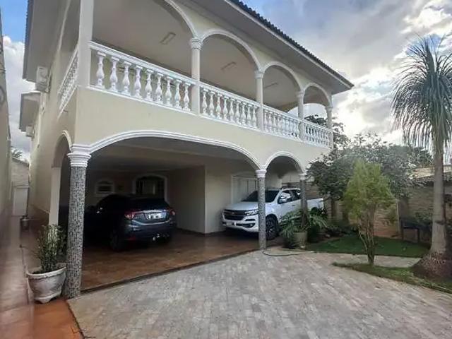Casa / Sobrado para Venda em Goiânia/GO Setor Coimbra 4 Quartos