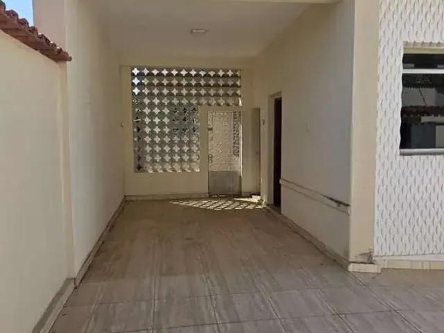 Casa / Sobrado para Venda em Goiânia/GO Setor Coimbra 4 Quartos