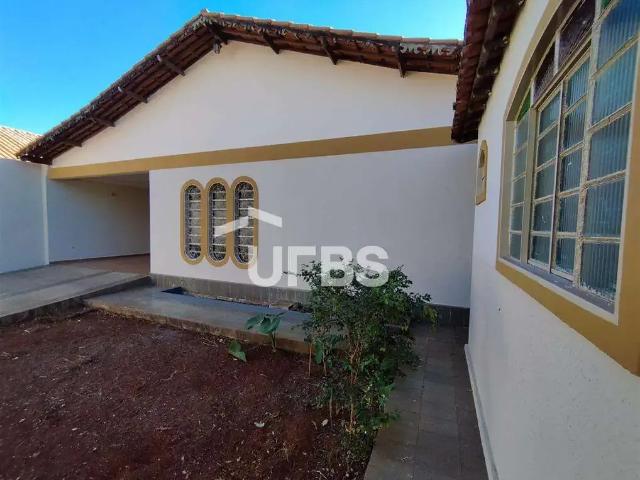 Casa / Sobrado para Venda em Goiânia/GO Setor Coimbra 3 Quartos
