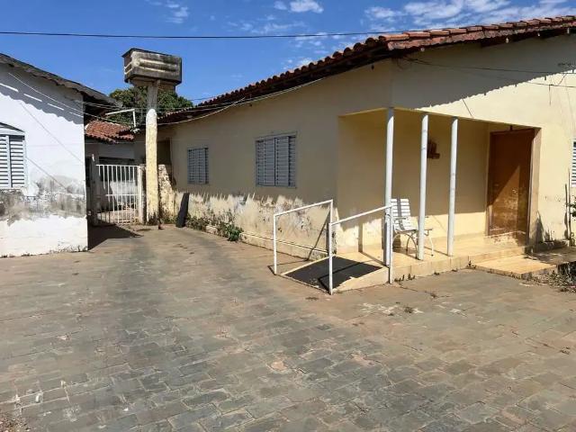 Casa / Sobrado para Venda em Goiânia/GO Setor Coimbra 3 Quartos