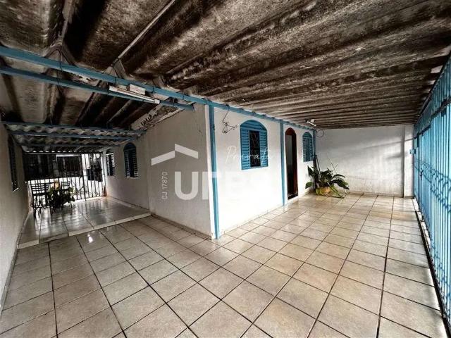 Casa / Sobrado para Venda em Goiânia/GO Setor Centro Oeste 3 Quartos