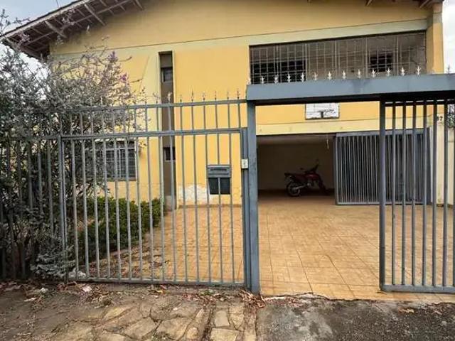Casa / Sobrado para Venda em Goiânia/GO Setor Aeroporto 4 Quartos