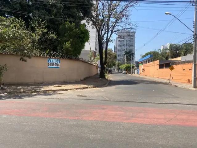 Casa / Sobrado para Venda em Goiânia/GO Setor Bueno 3 Quartos