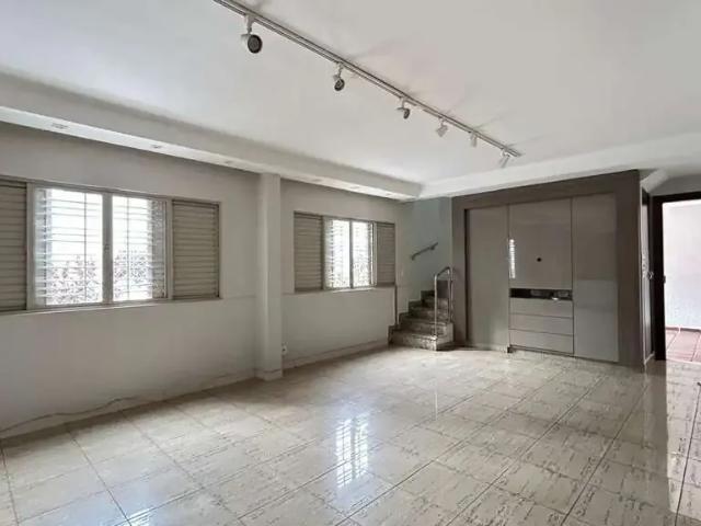 Casa / Sobrado para Venda em Goiânia/GO Setor Bueno 3 Quartos