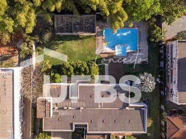 Casa / Sobrado para Venda em Goiânia/GO Setor Bueno 7 Quartos