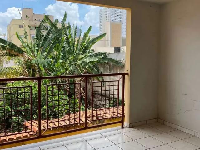 Casa / Sobrado para Venda em Goiânia/GO Setor Bueno 5 Quartos
