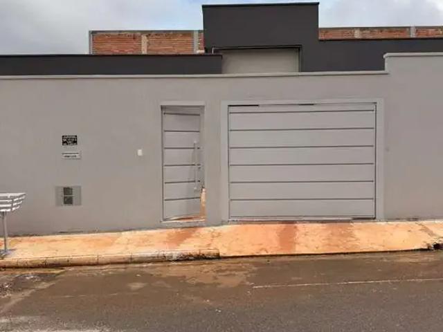 Casa / Sobrado para Venda em Goiânia/GO Setor Goiânia 2 3 Quartos
