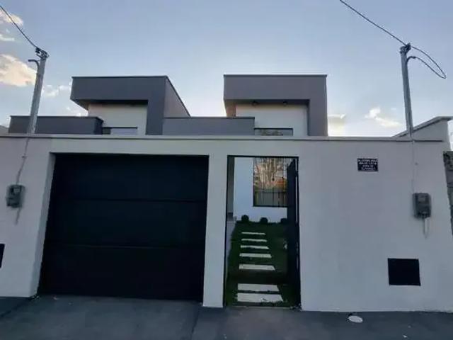 Casa / Sobrado para Venda em Goiânia/GO Setor Goiânia 2 3 Quartos