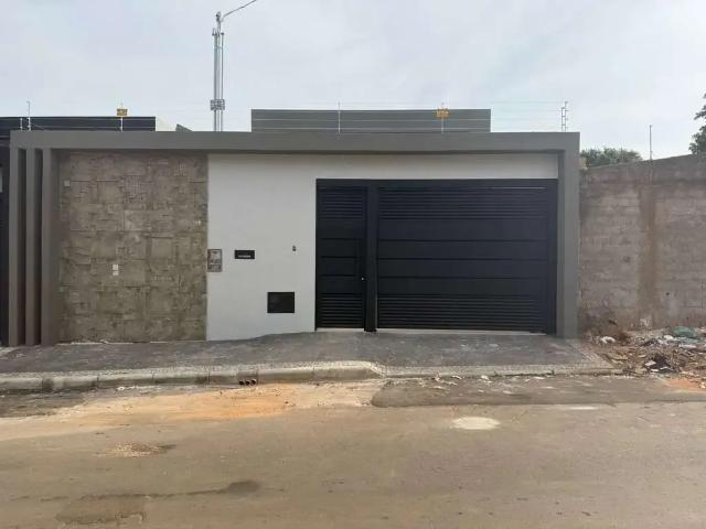 Casa / Sobrado para Venda em Goiânia/GO Setor Goiânia 2 3 Quartos