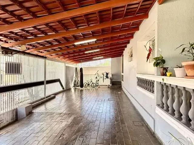 Casa / Sobrado para Venda em Goiânia/GO Setor Goiânia 2 3 Quartos