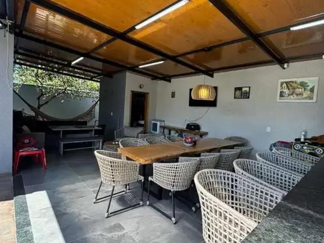Casa / Sobrado para Venda em Goiânia/GO Setor Goiânia 2 3 Quartos