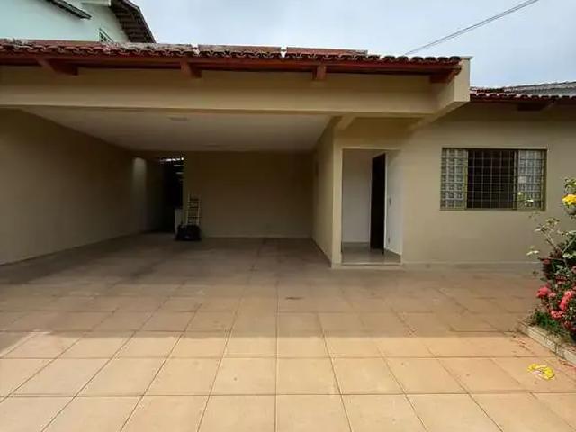 Casa / Sobrado para Venda em Goiânia/GO Setor Goiânia 2 5 Quartos