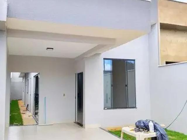 Casa / Sobrado para Venda em Goiânia/GO Setor Garavelo 3 Quartos