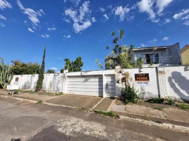 Casa / Sobrado para Venda em Goiânia/GO Setor Gentil Meireles 4 Quartos