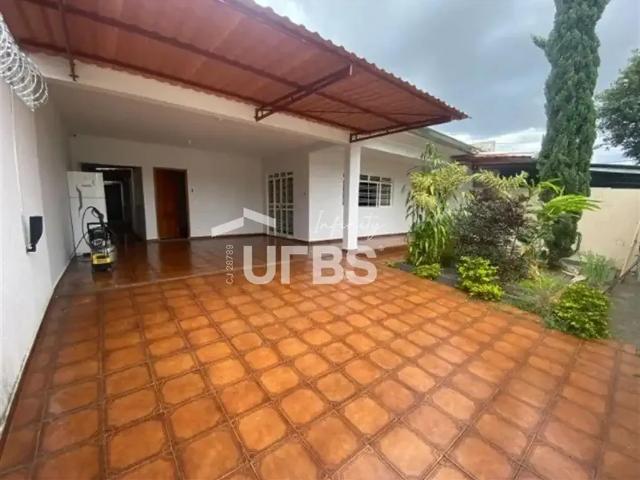 Casa / Sobrado para Venda em Goiânia/GO Setor dos Funcionários 3 Quartos