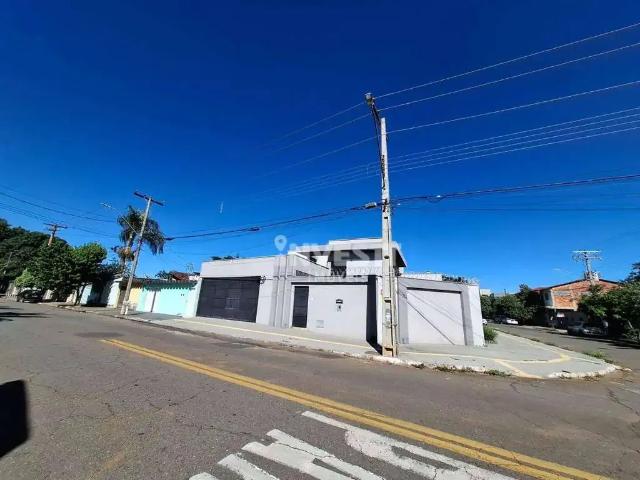 Casa / Sobrado para Venda em Goiânia/GO Setor dos Funcionários 3 Quartos