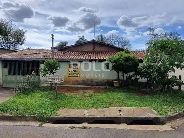 Casa / Sobrado para Venda em Goiânia/GO Setor Faiçalville 3 Quartos