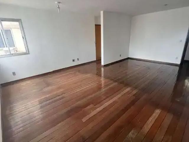 Casa / Sobrado para Venda em Goiânia/GO Setor Oeste 4 Quartos