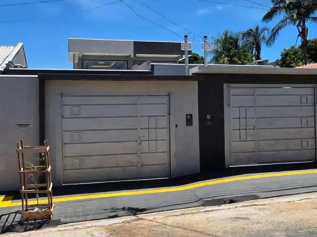 Casa / Sobrado para Venda em Goiânia/GO Setor Orientville 3 Quartos