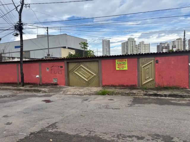 Casa / Sobrado para Venda em Goiânia/GO Setor Leste Universitário