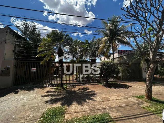 Casa / Sobrado para Venda em Goiânia/GO Setor Leste Vila Nova 4 Quartos