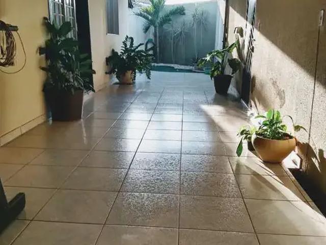 Casa / Sobrado para Venda em Goiânia/GO Setor Morada do Sol 3 Quartos