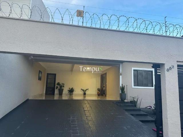 Casa / Sobrado para Venda em Goiânia/GO Setor Nova Suiça 4 Quartos