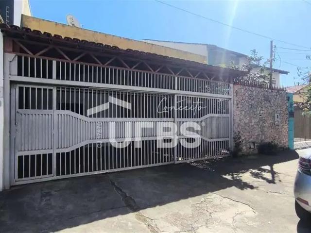 Casa / Sobrado para Venda em Goiânia/GO Setor Nova Suiça 4 Quartos