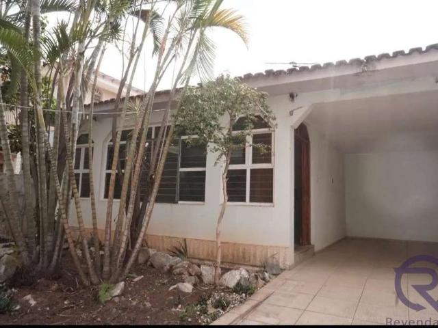 Casa / Sobrado para Venda em Goiânia/GO Setor Nova Suiça 4 Quartos