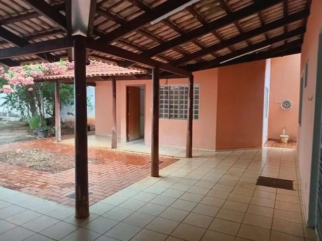Casa / Sobrado para Venda em Goiânia/GO Setor Nova Suiça 3 Quartos
