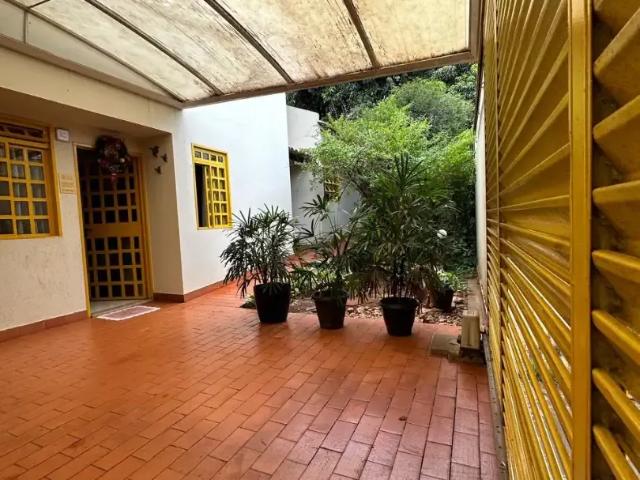 Casa / Sobrado para Venda em Goiânia/GO Setor Norte Ferroviário II 6 Quartos