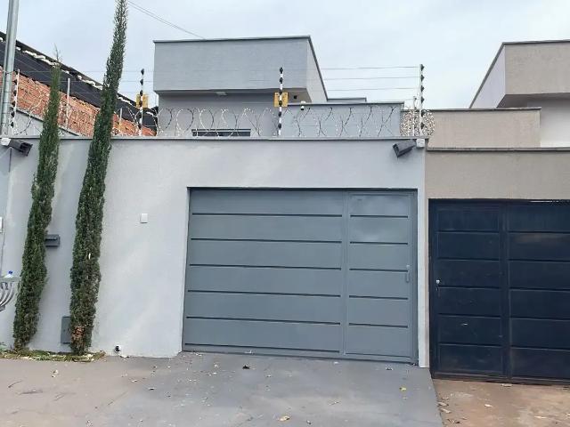 Casa / Sobrado para Venda em Goiânia/GO Setor Santos Dumont 3 Quartos