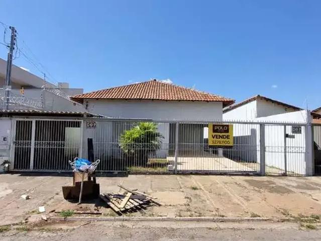 Casa / Sobrado para Venda em Goiânia/GO Setor Sudoeste 3 Quartos