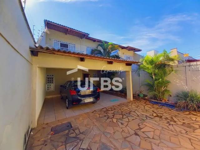 Casa / Sobrado para Venda em Goiânia/GO Setor Sudoeste 4 Quartos