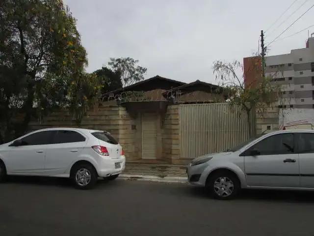 Casa / Sobrado para Venda em Goiânia/GO Setor Sul 3 Quartos