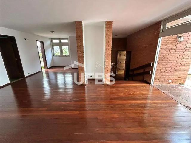 Casa / Sobrado para Venda em Goiânia/GO Setor Sul 4 Quartos