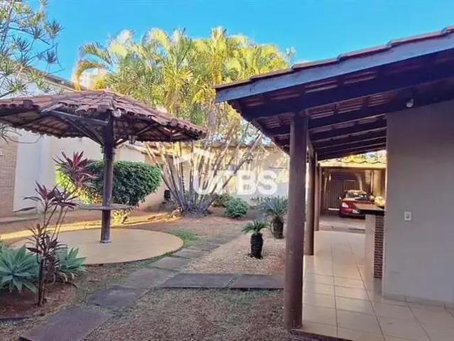 Casa / Sobrado para Venda em Goiânia/GO Setor Pedro Ludovico 3 Quartos