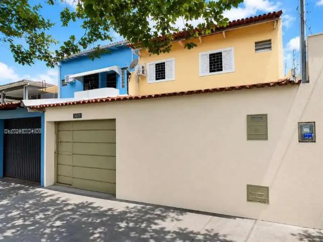Casa / Sobrado para Venda em Goiânia/GO Setor Pedro Ludovico 3 Quartos