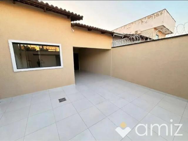 Casa / Sobrado para Venda em Goiânia/GO Setor Três Marias 3 Quartos