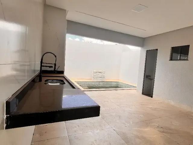 Casa / Sobrado para Venda em Goiânia/GO Setor Três Marias I 3 Quartos