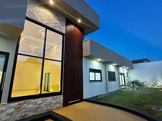 Casa / Sobrado para Venda em Goiânia/GO Setor Três Marias I 3 Quartos