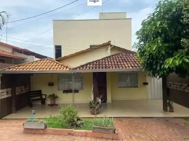 Casa / Sobrado para Venda em Goiânia/GO Sítio de Recreio Ipê 3 Quartos