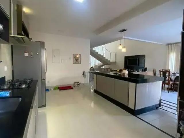 Casa / Sobrado para Venda em Goiânia/GO Portal do Sol Green 5 Quartos