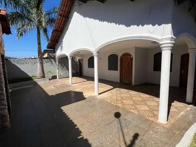 Casa / Sobrado para Venda em Goiânia/GO Parque Oeste Industrial 3 Quartos