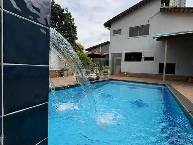 Casa / Sobrado para Venda em Goiânia/GO Parque Amazônia 6 Quartos