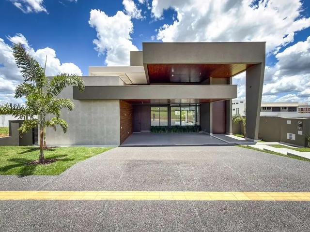 Casa / Sobrado para Venda em Goiânia/GO Parque Cidade 4 Quartos